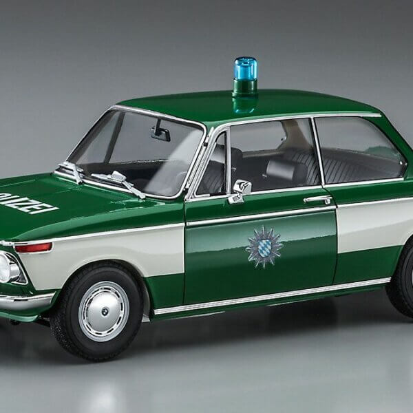 1:24 Scale Hasegawa BMW 2002 TI Police Car Model Kit - Kent Models