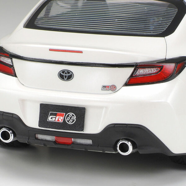 1:24 Scale Tamiya Toyota GR 86 Model Kit - Kent Models