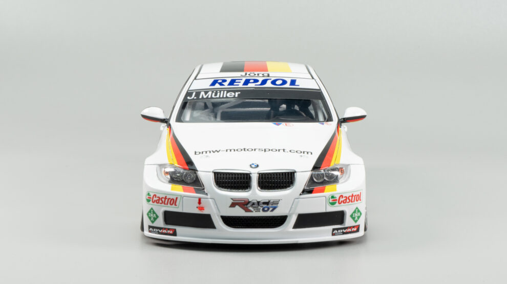 1:24 Scale NuNu BMW 320si E90 Wtcc Brands Hatch 2008 Winner Model Kit ...