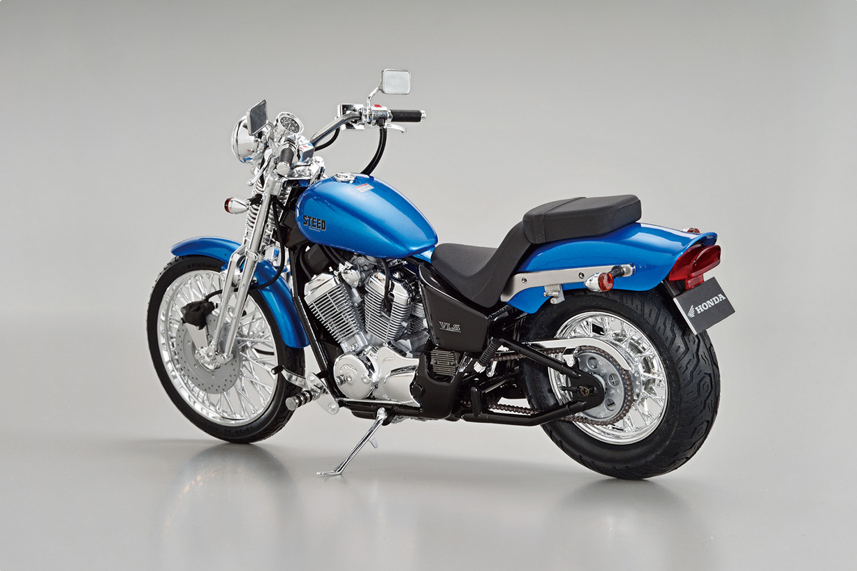 1:12 Scale Aoshima Honda NC37 Steed VLS '98 Bike Model Kit - Kent Models